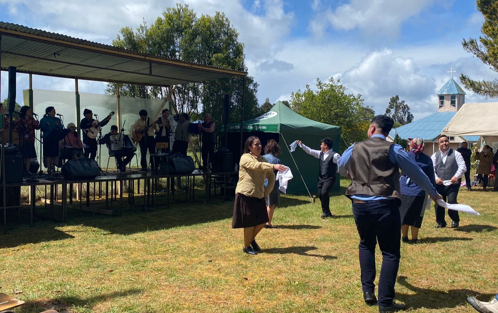 Puyan celebró su primera fiesta costumbrista con el mejor sabor ...